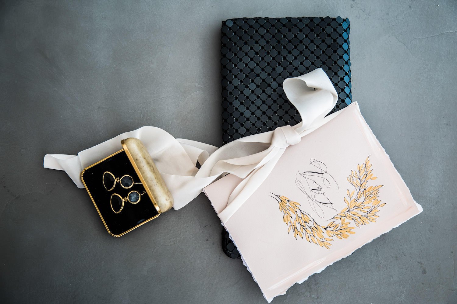 Latest Wedding invitation trends for 2019 ( SUPER STYLISH GUIDE!!!)